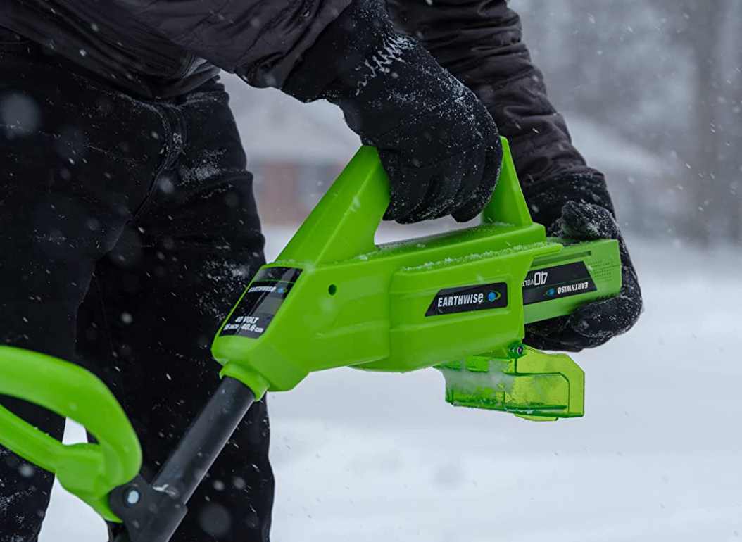 Pelle électrique Earthwise SN74016 : test et avis